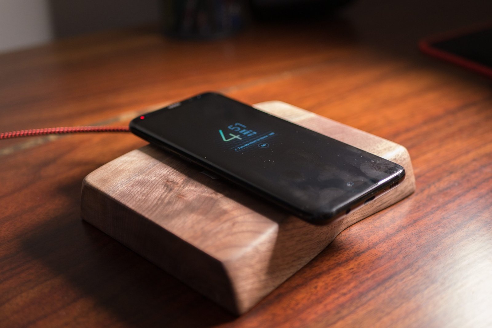 Walnut Slab Wireless Charger - Zac Builds